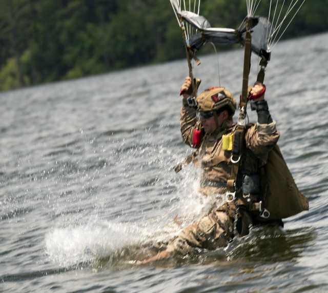 Parachuting Archives - Page 2 of 26 - Soldier Systems Daily