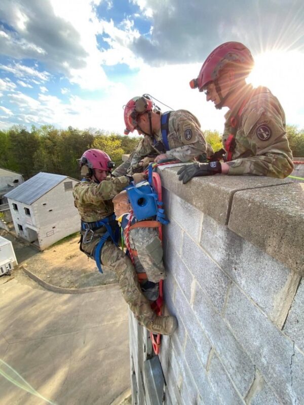 20 years Later: Search and Rescue Soldiers Reflect on 9/11 | Soldier ...