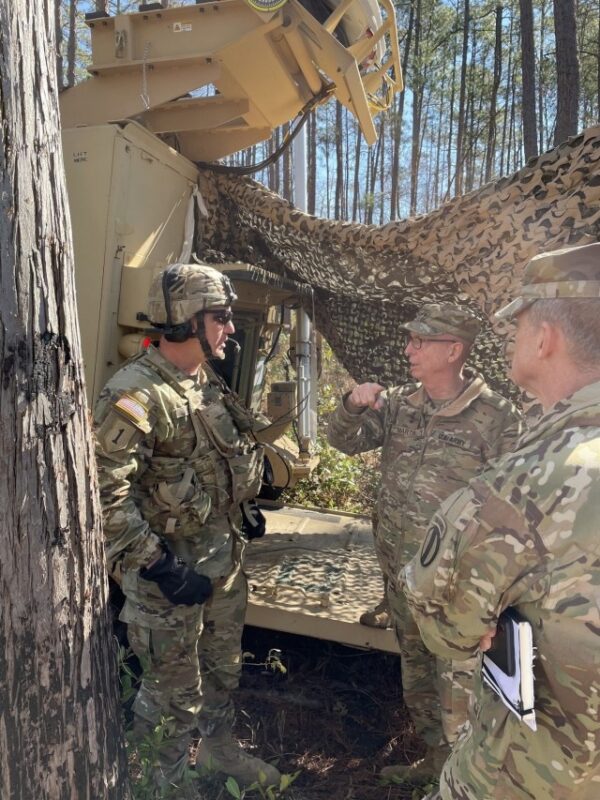 Spartan Brigade showcases Armored Formation On-The-Move Network Pilot ...