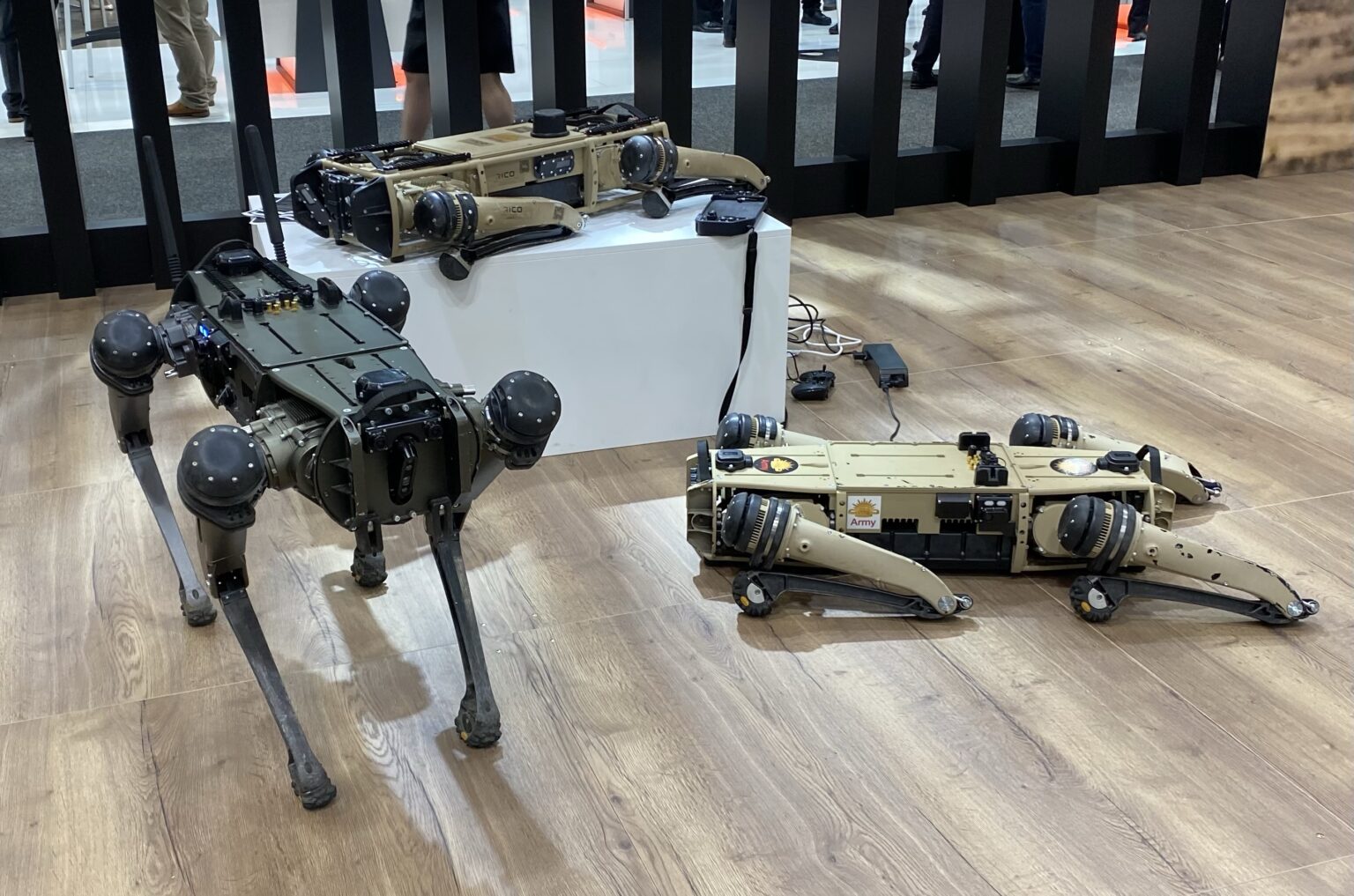 Land Forces 22 - Ghost Robotics | Soldier Systems Daily Soldier Systems ...