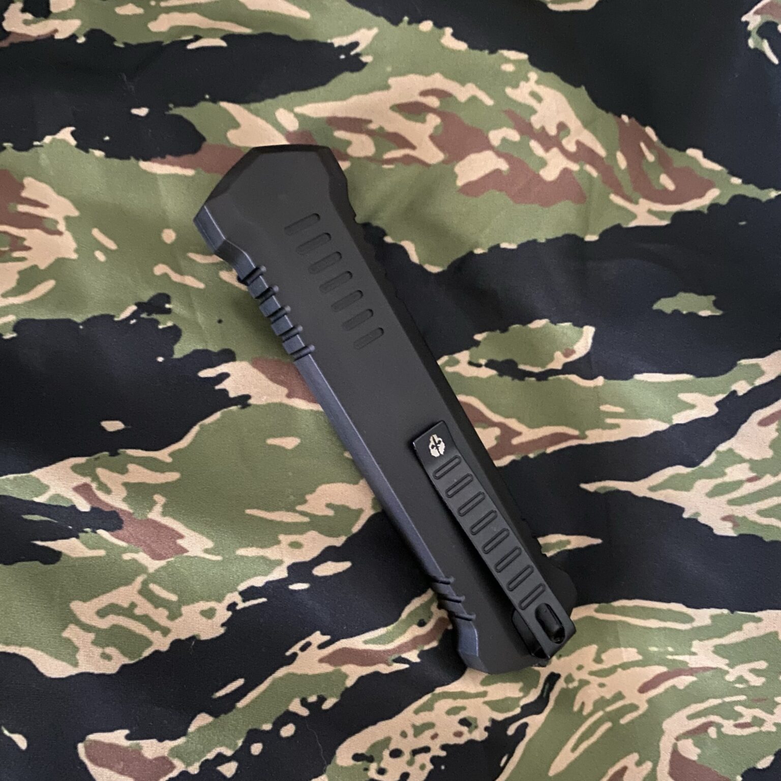 Tekto - Humvee AO OTF Knife | Soldier Systems Daily Soldier Systems Daily