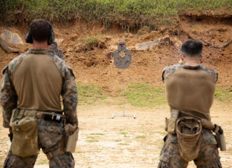 Recon Marines Train With New Pistol - Soldier Systems Daily