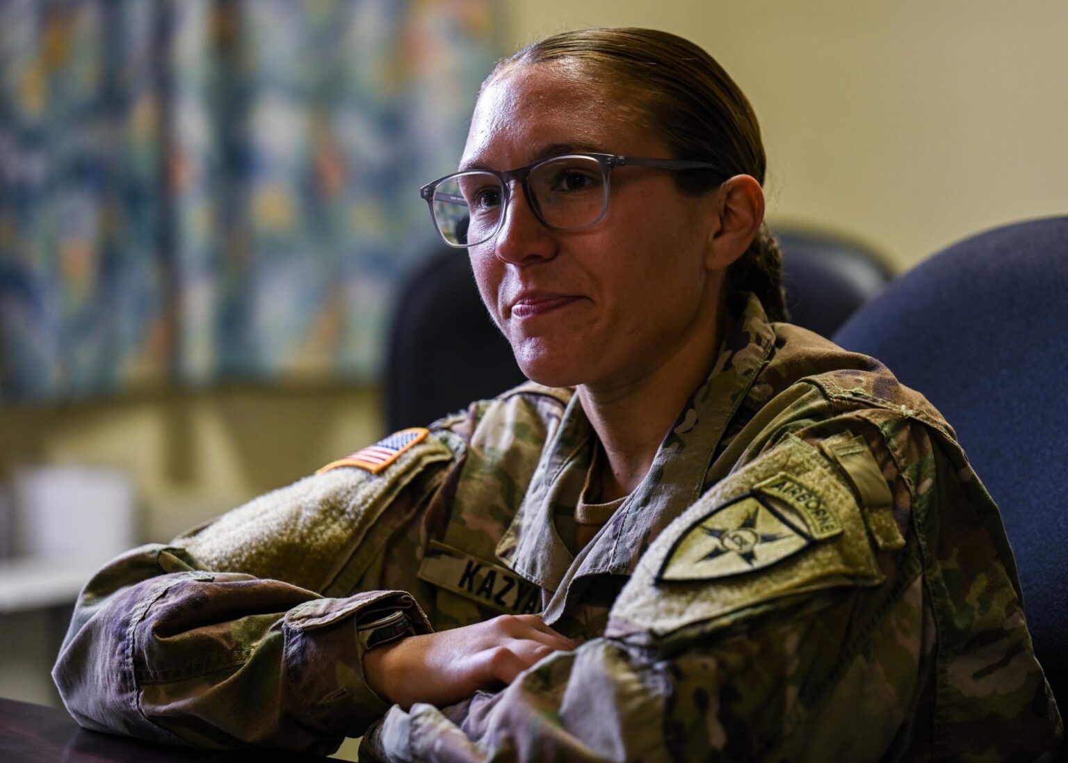 Breaking Barriers: Sailor Becomes First Female Jungle Warfare Leaders ...