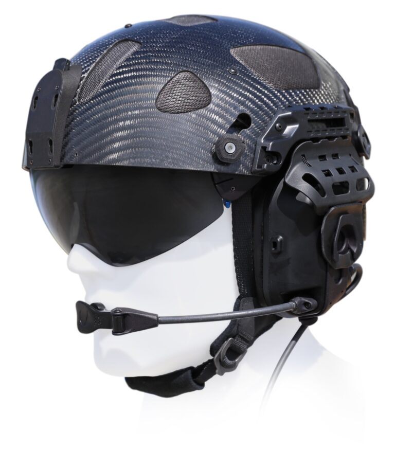 New Rotary Wing Advanced Tactical Helmet for Nightstalkers | Soldier Systems Daily Soldier ...