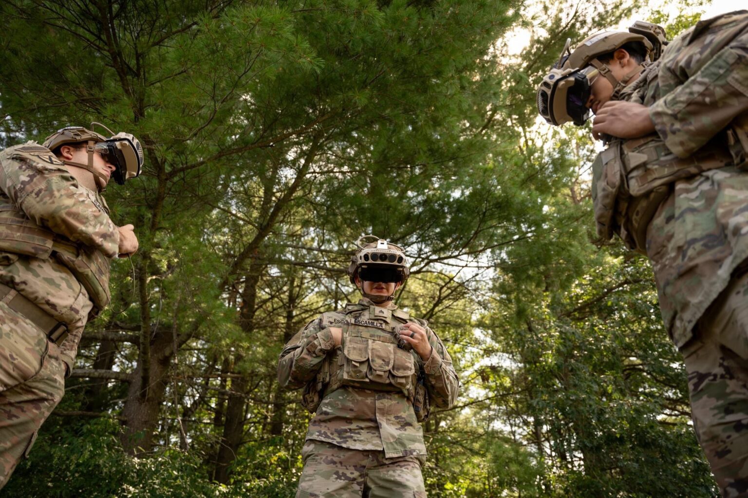 Soldiers Use IVAS for Collaborative Mission Planning | Soldier Systems ...