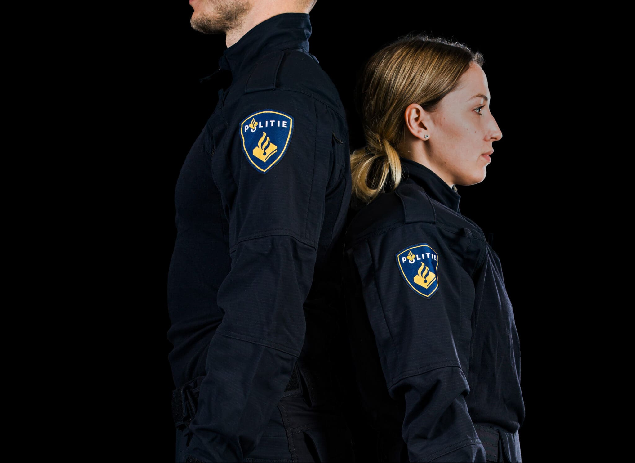 Netherlands' RIOT Police Unit Equipped with Flame Retardant Uniforms ...