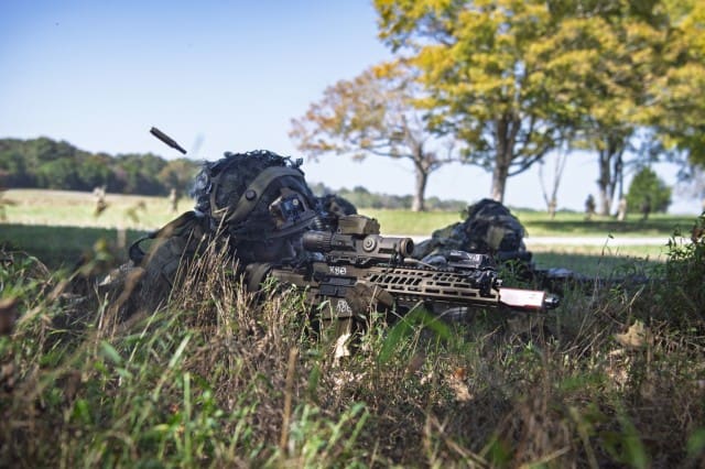 101st Airborne Soldiers Assess New Next Generation Squad Weapon with 6 ...