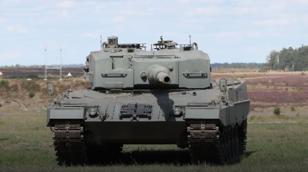 Czech Republic Orders More Leopard 2A4 Main Battle Tanks – Order Worth ...