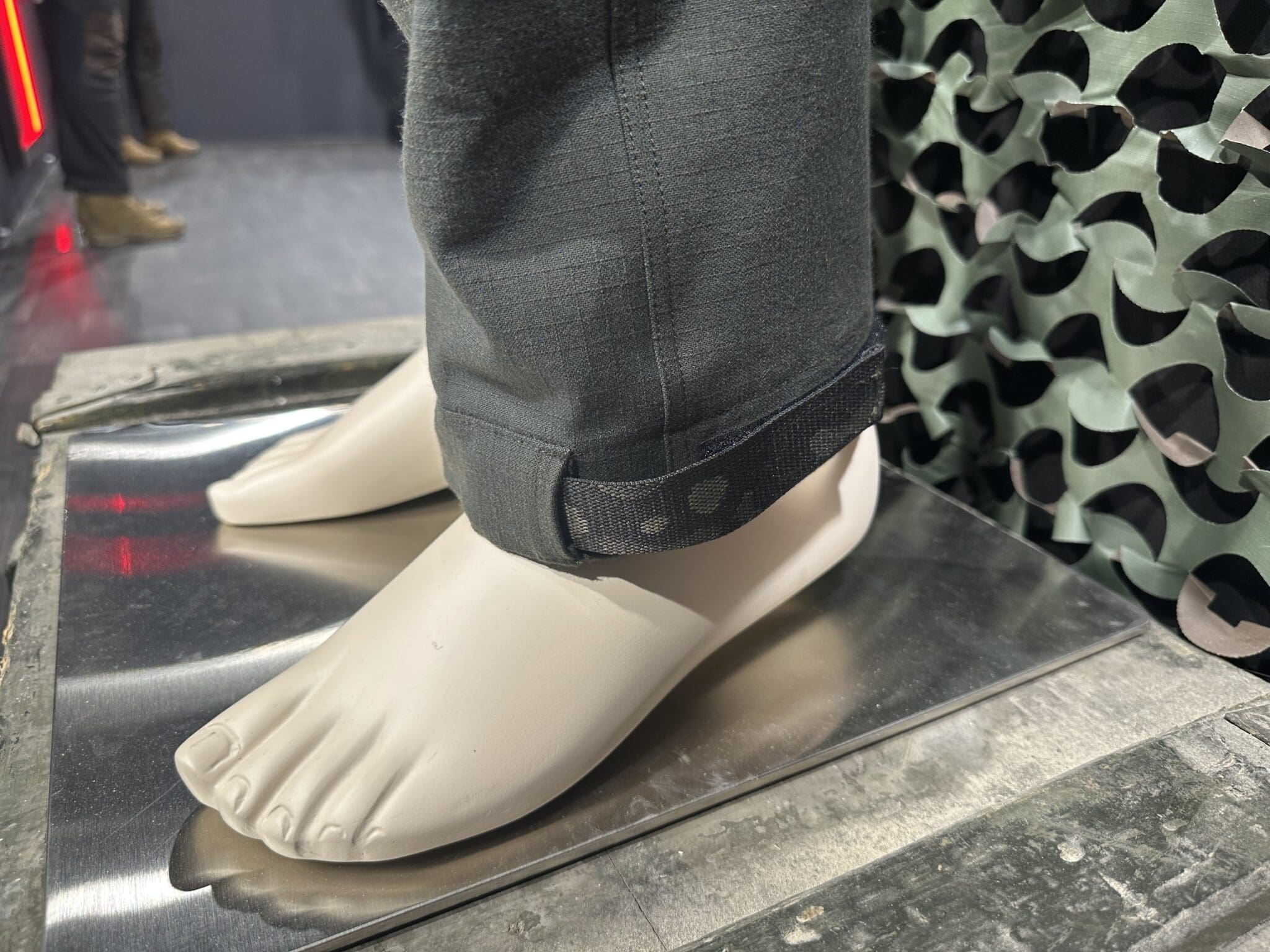 IWA 25 - Carinthia Goldeck Hunt Pants & Shorts | Soldier Systems Daily ...
