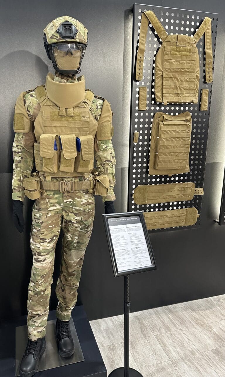 Canadian Army’s New Advanced Protective and Load Carriage Equipment ...