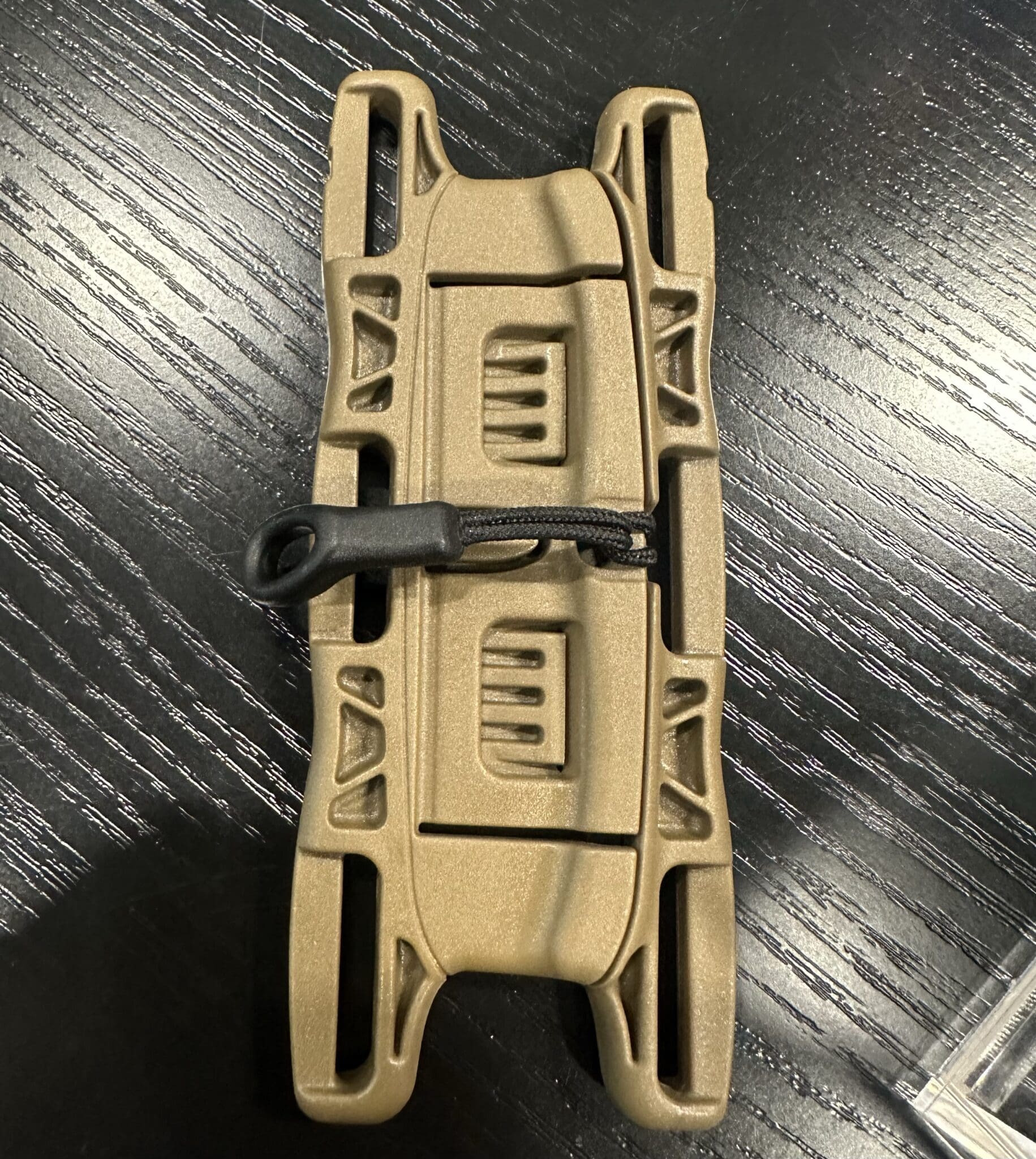 Milipol 25 - Due Emme Spider Buckle | Soldier Systems Daily Soldier ...