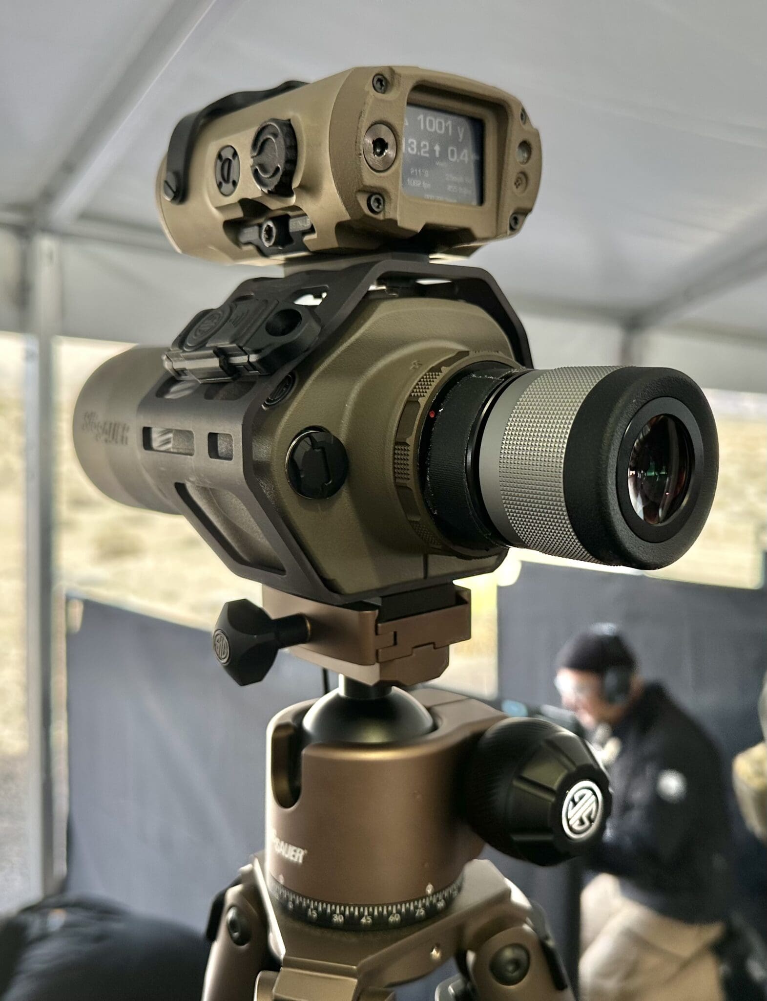 SHOT Show 26 - SIG SAUER OSCAR6 Spotting Scope with Mil Reticle ...