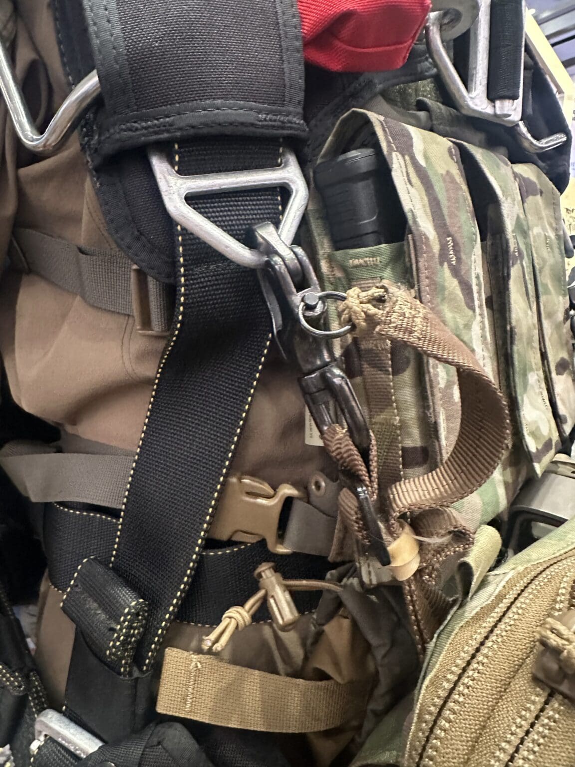 SHOT Show 26 - Expandable Jump Bag Medium from Ferro Concepts | Soldier ...