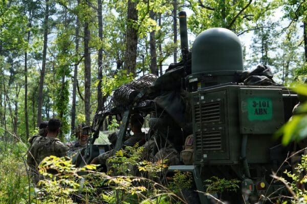101st ABN DIV (AA) Test TEWS-I Integration on Infantry Squad Vehicle at ...